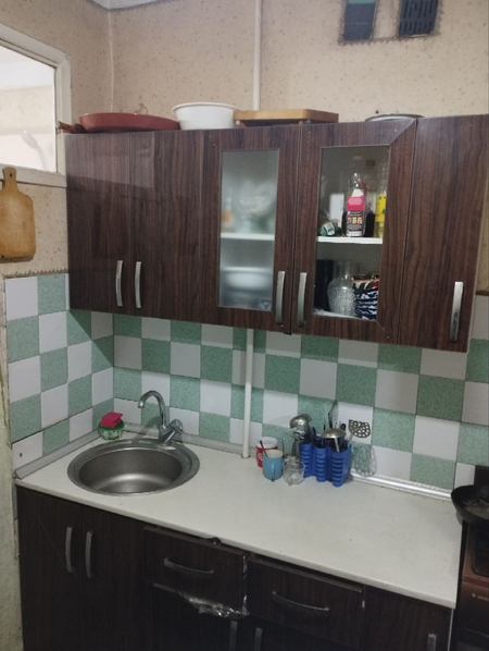 Юнусабад 15 квартал.  Продам Кв-2ком-4-5