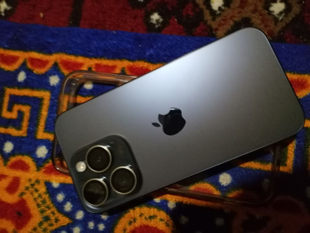 Iphone 15 pro 256 tali ideal