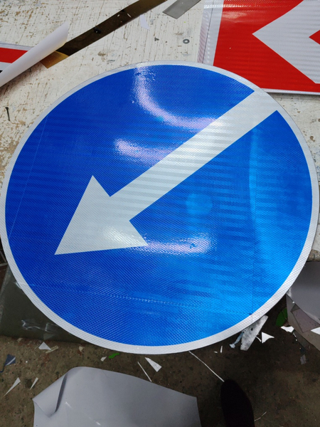 Zinak Yol belgilarini qilib beramiz