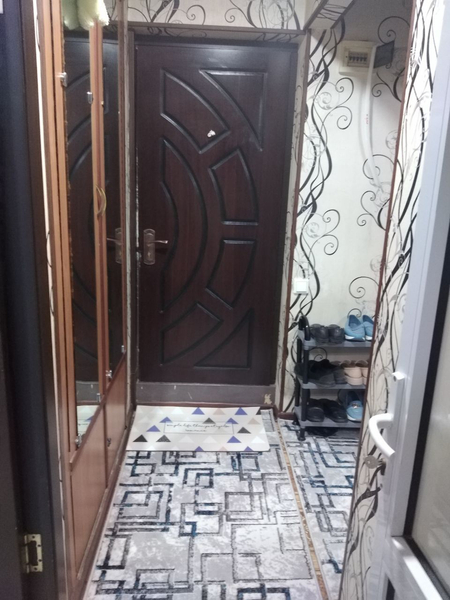 Uy sotiladi!! Dombirobod