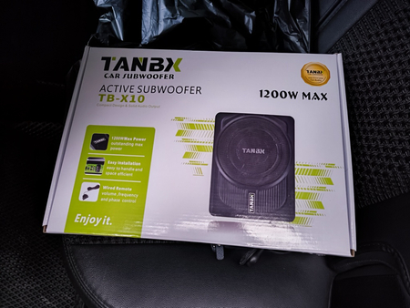 Tanbx сабвуфер под сиденье sambufer