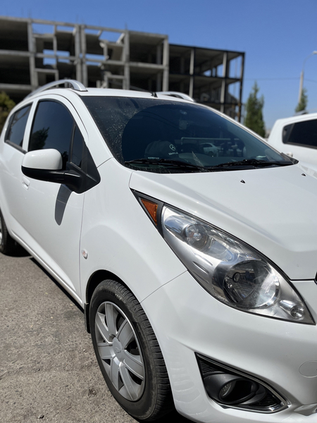 Spark pavarotnik sariq akril sifatli
