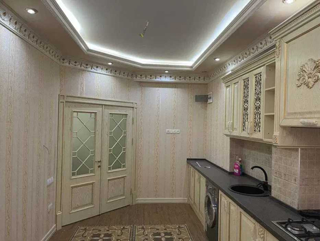 2в3/1/9 ЮНУСАБАД 2. Амира Темура. 74м2. Парковка.