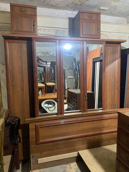 Ishlatilgan spalni garniturlar bor arzon narxlarda