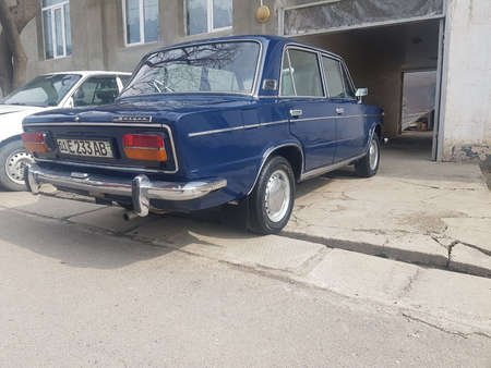Vaz 2103 holati yaxshi italyanski