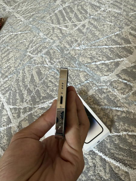 Iphone 14 pro sim karta