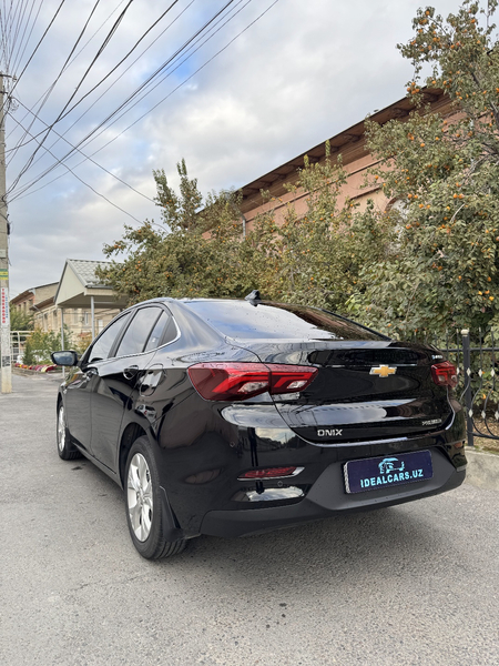 Chevrolet Onix PREMIER