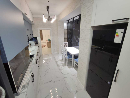 ЛЮКС Квартира 4 комнатная, 107 м2, парк Победы