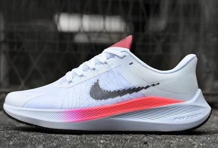 Беговые кроссовки Nike