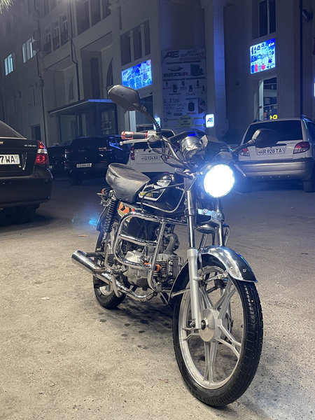 Срочно продаётся мотоцыкл Kawasaki