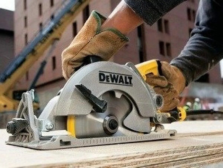 Ручная дисковая пила DEWALT DWE576
