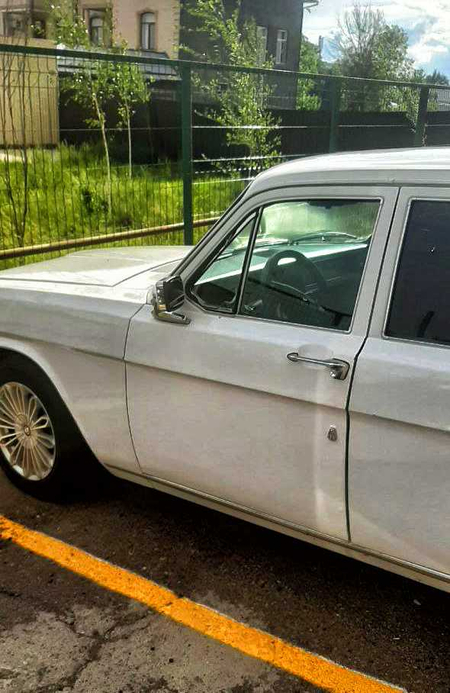 GAZ 024 Volga (1972) Bir qo'l moshina