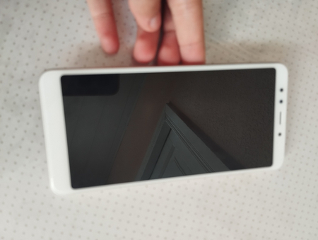 Хороший телефон Redm 5