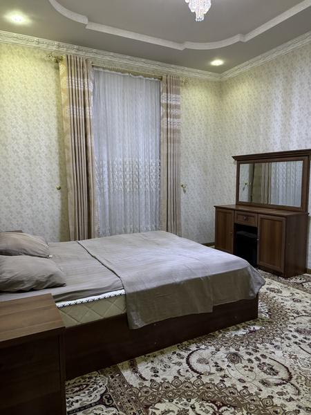 Dacha White_House