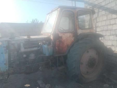 Traktor sotiladi