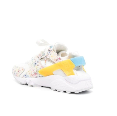 Фирма: Nike 
Модель: Air Floral Swoosh Huarache