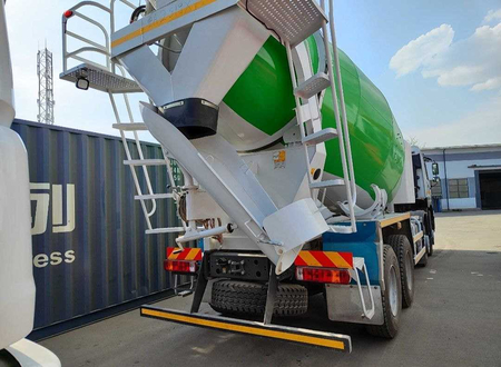 HOWO 8x4 CNG миксер 12м³