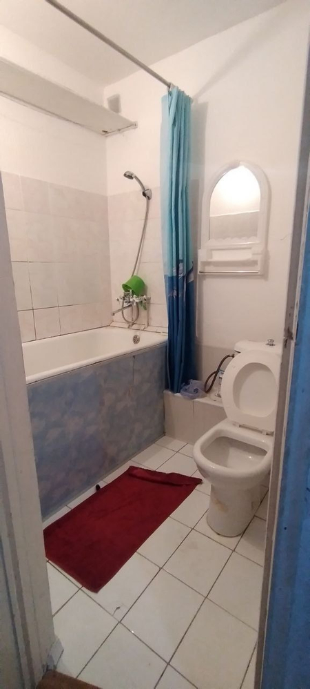 Продаётся Чирчик 1ком Раддом 1этаж