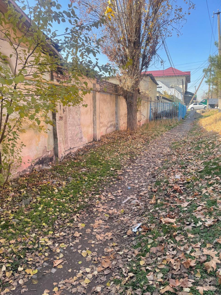 Продаю срочно участок 2,5 соток 4 комнаты Бектемирский район