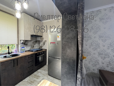 Продам квартиру ! 2 комн/1/5 у метро ( 47 квм) Авиасозлар