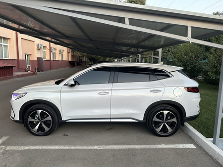byd song plus flaship