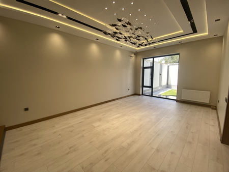 Дом, 300 м², 3 сотки, улица Темур Малик