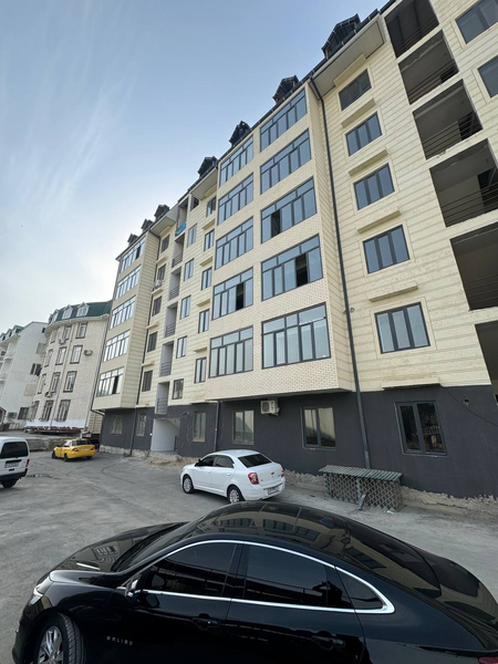 Согдиана, ориентир Мечеть,в Новостройке 4-х ком кв на 3-ем этаже 80м²