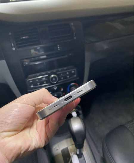 Iphone 15 pro Zaa 2 ta sim 256 natural titanium
