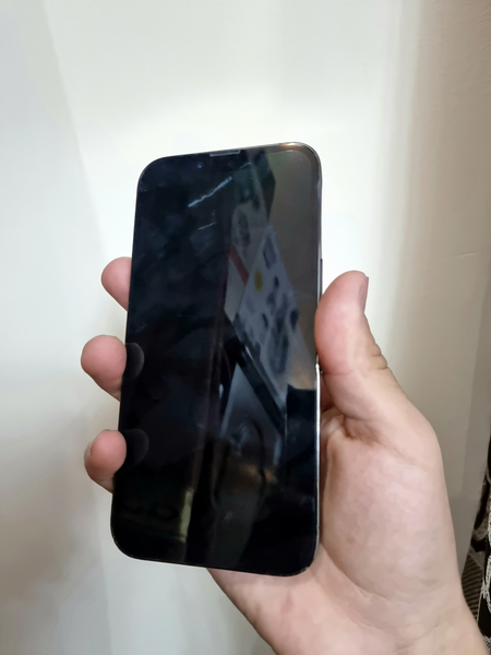 Iphone 13 pro sotiladi