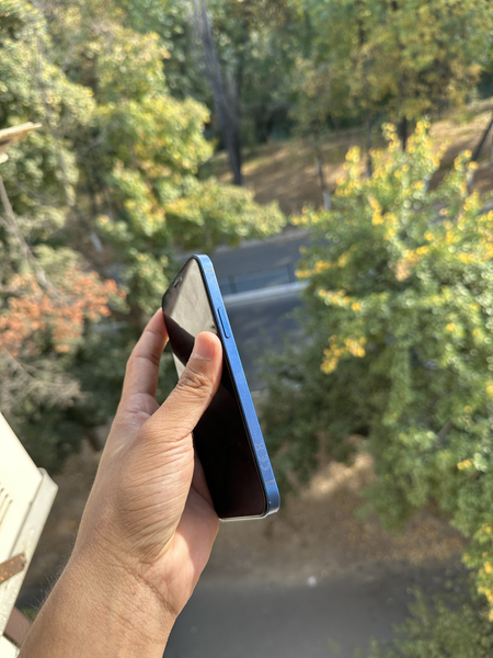 iPhone 12 64GB srochna o’qimasdan tel qilmang