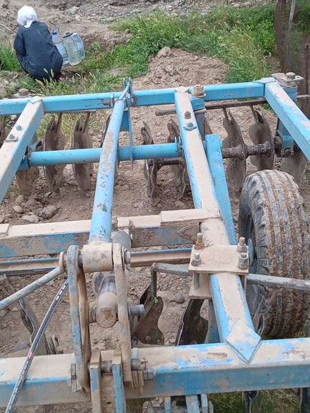 Traktor yutong komplekt