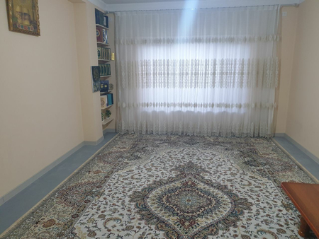 Keles shahar(Kirov)da ikki qavatli yengi uchastka sotiladi.