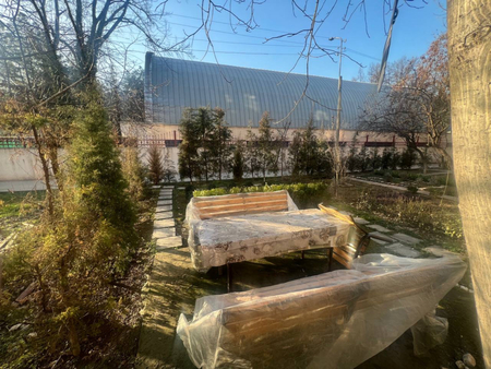 Срочная продажа. Буз 1, (Художников) квартира на 1 этаж 2 комн