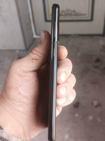 Telefon sotiladi
