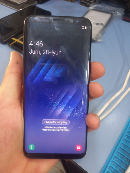 Samsung s8.  4 ga 64 xotrasi
