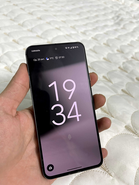 Google Pixel 8 (obsidian black)