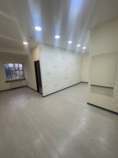 Ц1 японское посольство офисы 36м2 60м2 на выбор