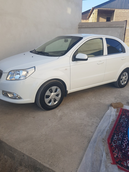 Chevrolet Nexia 3 sotiladi