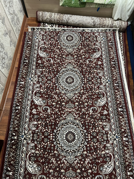 Gilam Parda Ko'rpachalar bor