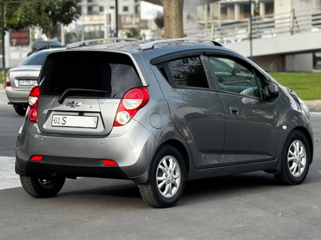 Продаётся Chevrolet Spark Optimum 2021 года автомат