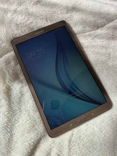 Samsung Tab E 8gb