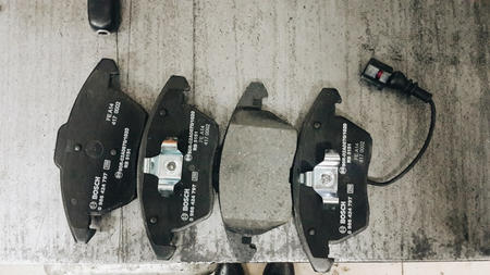 Тормозные колодки  Bosch для Audi VW Skoda Seat