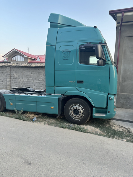 2010 yil mihanika balonlari yahshi yurib turgan moshina