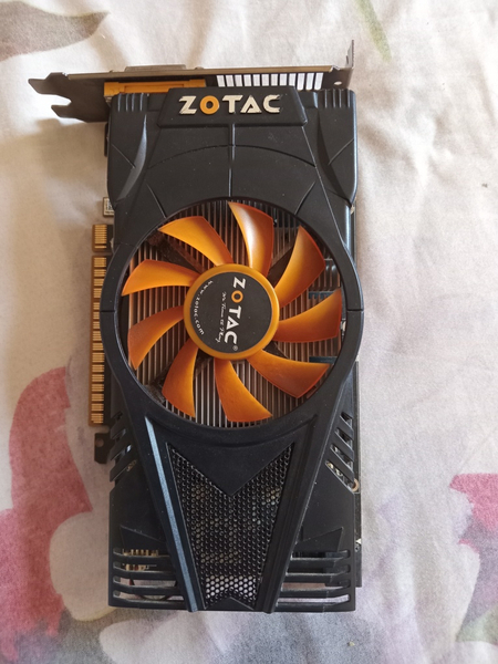 Видеокарта ZOTAC GTX 550Ti 1Gb GDDR5R5