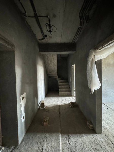 Продается 5-ти ком., дуплекс квартира 5/3/4 143м2