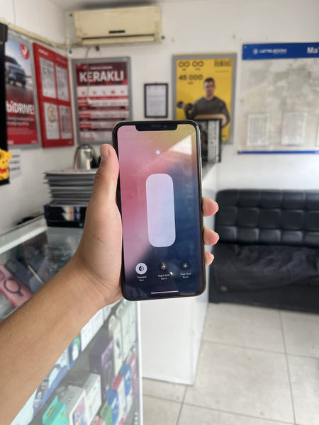 iphone xs max ideal