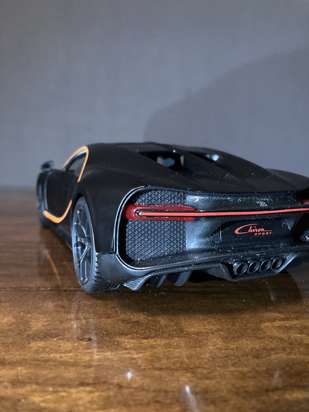 Bugatti Chiron M1:18
