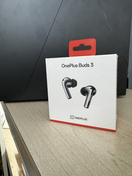 OnePlus Buds 3 с активным шумоподавлением