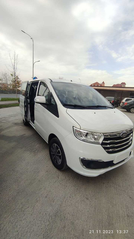 JAC M3 Liniya, xususiy bog'cha va maktablarga budjetni miniven