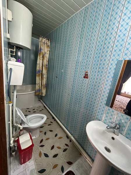 Tez va arzon 2 xonalik 1 qavatda gorgaz kafe baxor